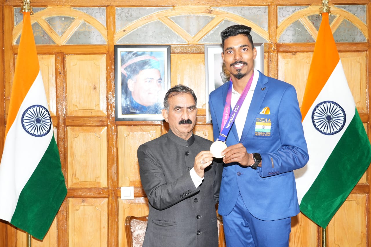 CM lauds gold medalist Nishad for his inspirational performance ...