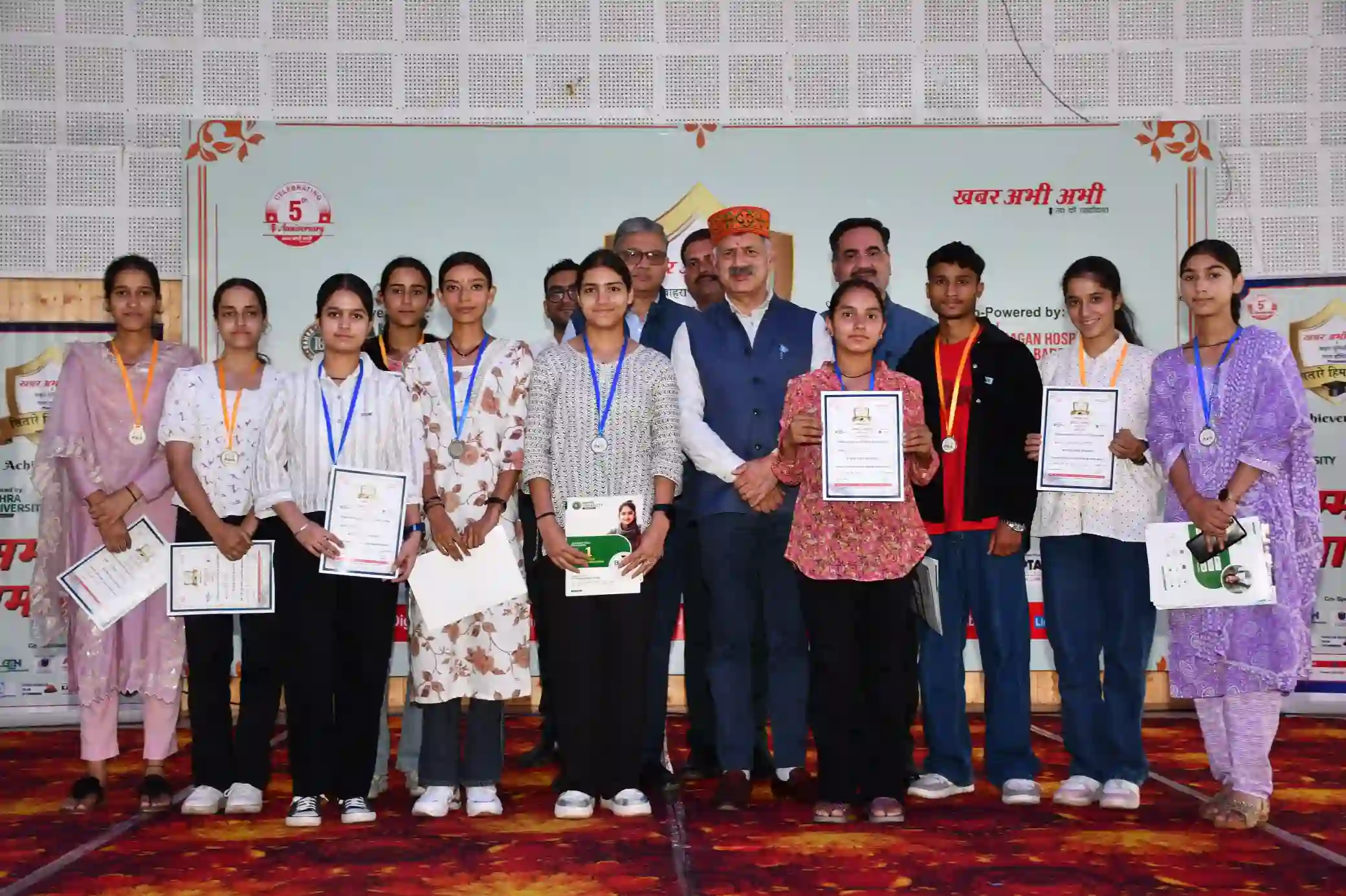 Bahra University Hosts 'Sitare Himachal Ke Samman-2025' - Himachal Tonite